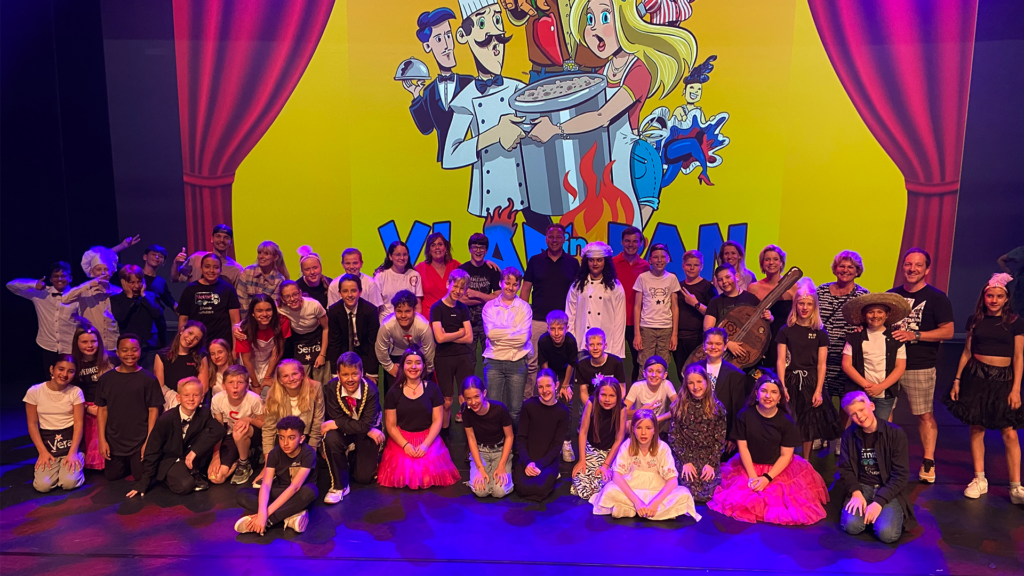 Musical Vlam in de Pan opgevoerd… - Stichting Durf Te Vragen